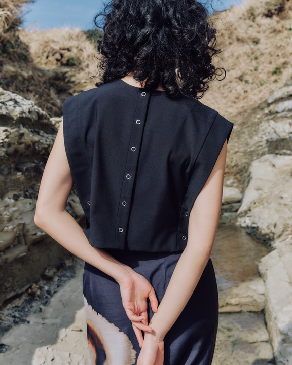 Snap Button Short Tops – JSELF